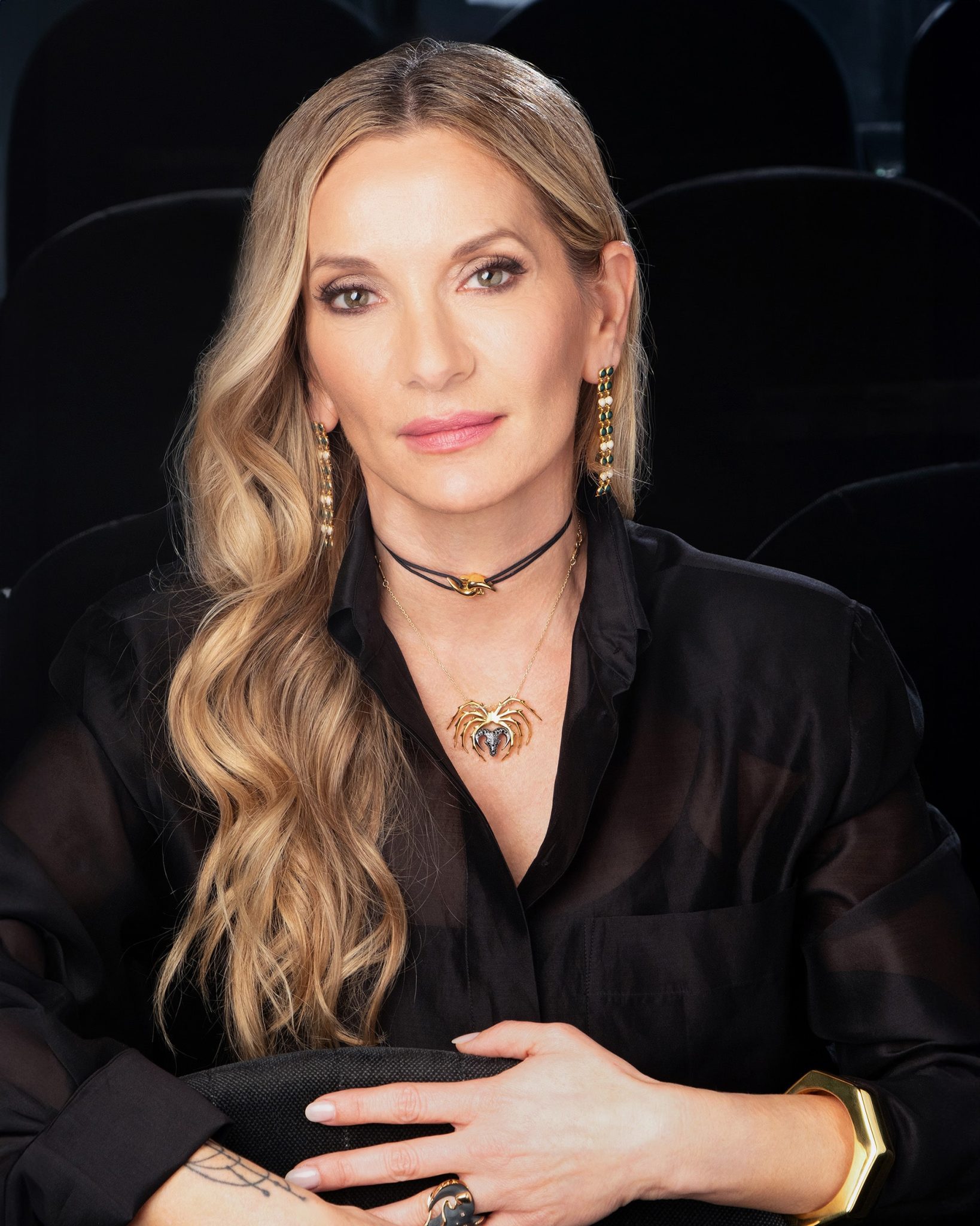 VICKY SHAWE – TIMELESS SYMBOLS OF LIBERATION